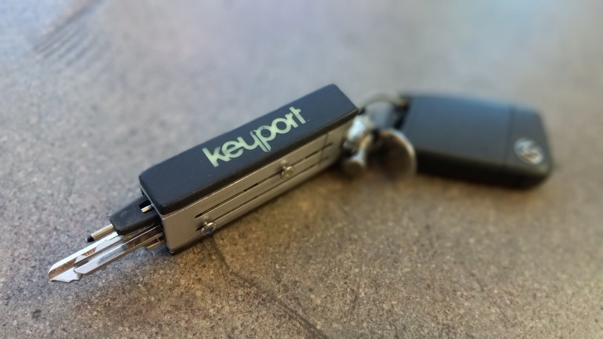 Limited Edition Keyport Glow Plate | Keyport